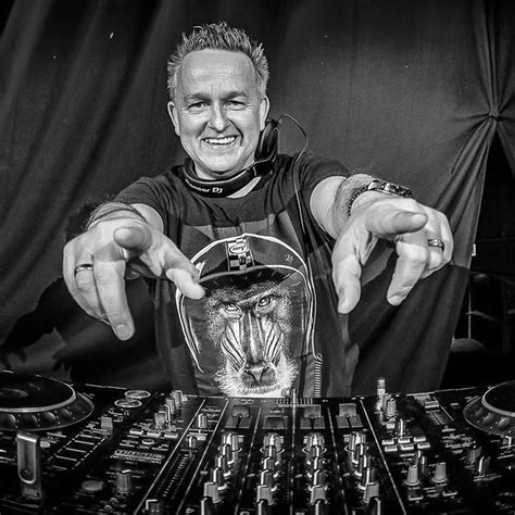 Sash Book Active Talent Agency Sash Agent Manager