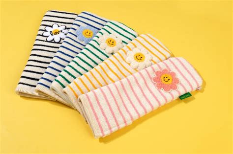 텐텐 [텐텐] 테니스 라켓 그립 커버 데이지 스트라이프