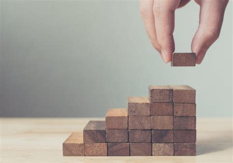 on building your own react hooks what you need to know before building… by denali balser
