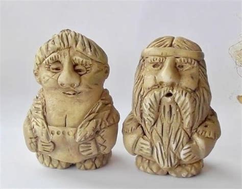 Дедушка бабушка две статуэтки — цена 190 грн в каталоге Статуэтки