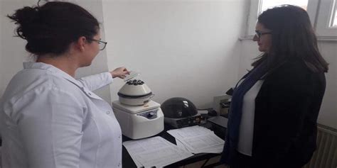 Shtohen Shërbimet Shëndetësore Në Qkmf Në Repartin E Laboratorit Radio Kosova E Lirë
