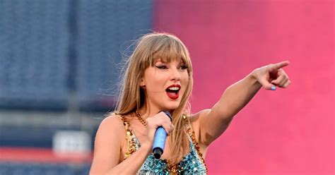 Taylor Swifts Sex Confessions Secret Sign With Travis Kelce To Cruel Sex Tape Joke Daily Star