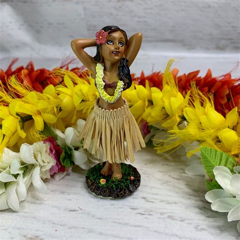 Hanna The Dashboard Hula Girl Voice At Anna Crace Blog