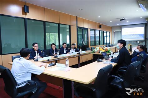 สาขาวิศวกรรมโยธา รับมอบเครื่องทดสอบการคืบของวัสดุ เพื่อประโยชน์การเรียนการสอนและการวิจัย คณะ