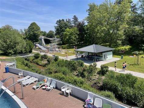 Das Blau Freibad • Freizeitaktivität