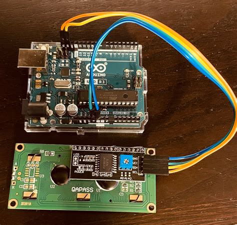 Characters Not Displaying Correctly From Array Programming Arduino