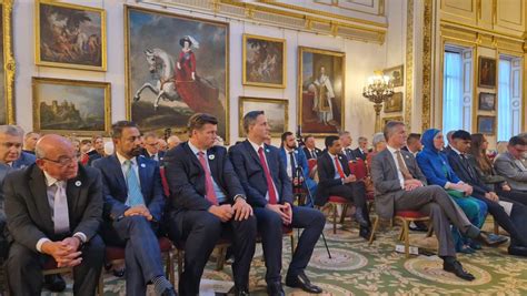 Bećirović Održao Govor U Londonu Slično Kao I Zločinac Radovan