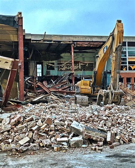 Resurrection School Middle Schoolgymnasium Demolition 2021