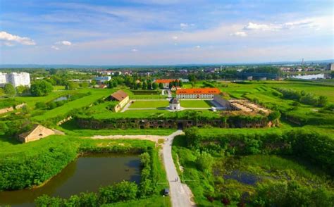 Slavonski Brod In A Page Fortress Sava River Rafts Hotel Weather