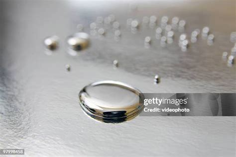 Mercury Droplets Photos and Premium High Res Pictures - Getty Images