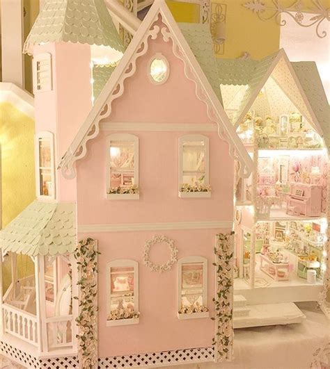 Pin By Zippie Isabella On Lovely Doll House Pink Dollhouse Barbie House