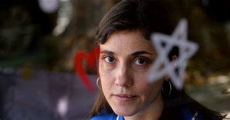 A 7 Años Del Suicidio De Lara Tolosa En Un Aula Del Nacional Habla La Madre El Colegio Me Abandonó