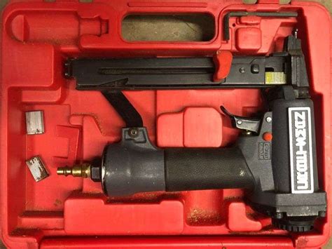 Craftsman 14” Crown Pneumatic Stapler Sherwood Auctions