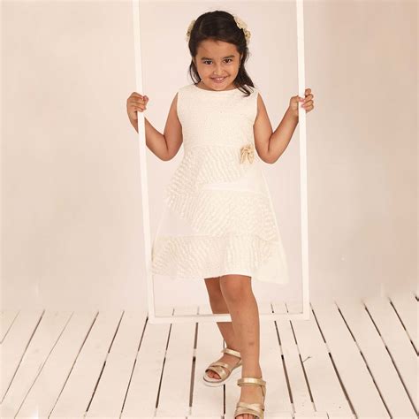 Vestidos De Niña Beige Kerubines