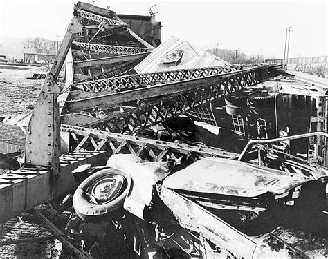 West Virginia Ohio Silver Bridge Collapse Remembered 55 Years Later Wv News