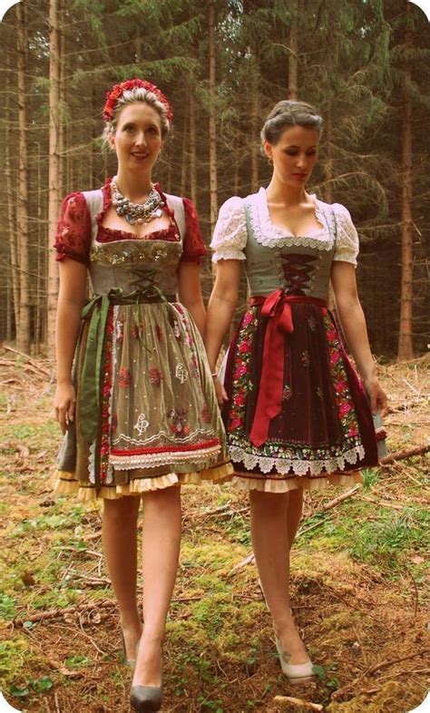 Pin By Sogeee O On 세계의 여성 Oktoberfest Outfit German Traditional