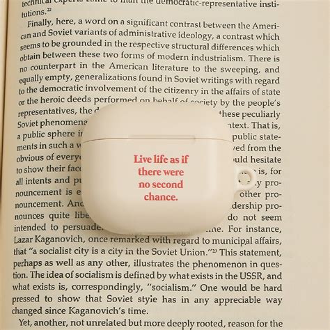 이니셜 각인 심플리 텍스트 베이지 에어팟 에어팟 프로 프로2하드 케이스 에이블리