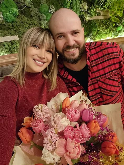 Lora și Ionuț Ghenu Se Căsătoresc După 8 Ani De Relație Când Va Avea