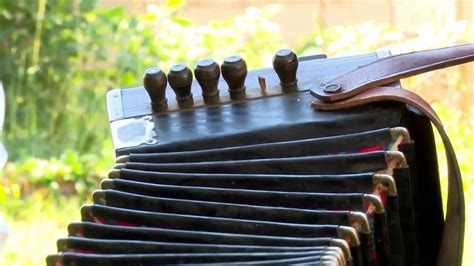 თუშური საქორწილო მელოდია გელა ნაკუდაიძე • სოფ ქვემო ალვანი ახმეტა Youtube