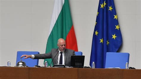 Депутатите се събраха на първо заседание след лятната ваканция Новини бг