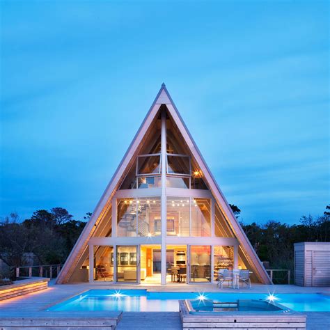 triangular architecture