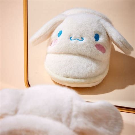 갓수 산리오 털실내화 겨울 슬리퍼 털 거실화 방한 사무실 실내 따뜻한 시나모롤 마이멜로디 위시버킷