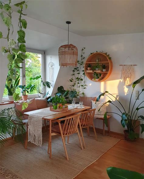 maximizing small spaces interior design solutions for tiny rooms