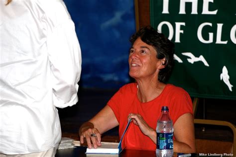 Thursday In Gloucester Photos From Mike Lindberg Linda Greenlaw Harbor Loop Concert Fort