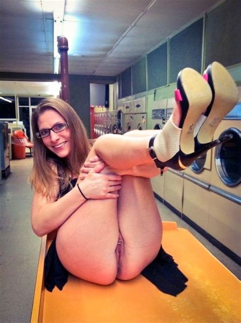 Public Pussy Flash Pornzsage