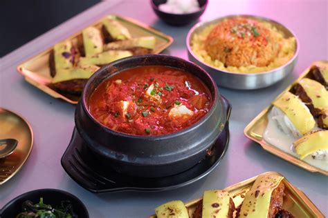 แฮ่มๆๆ ใครถามหาปีกกลาง พุงชาไก่ทอดเกาหลี 풍차 Pungcha Facebook