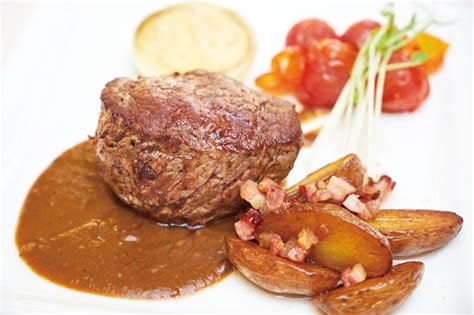 전통 폴란드 요리를 맛볼 수 있는 바르샤바 크라쿠프 맛집