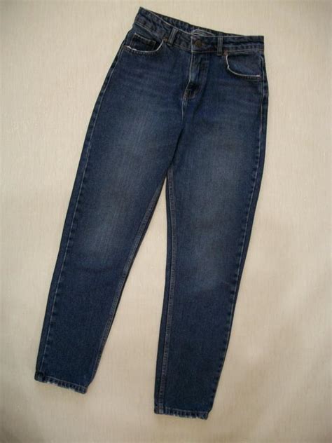 Стильні джинси — ціна 250 грн у каталозі Джинси Купити жіночі речі за доступною ціною на Шафі