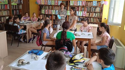 Започнаха летните занимания в библиотеката в Мездра Новини