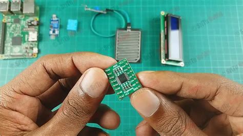 how to make a weather monitoring system with raspberry pi board