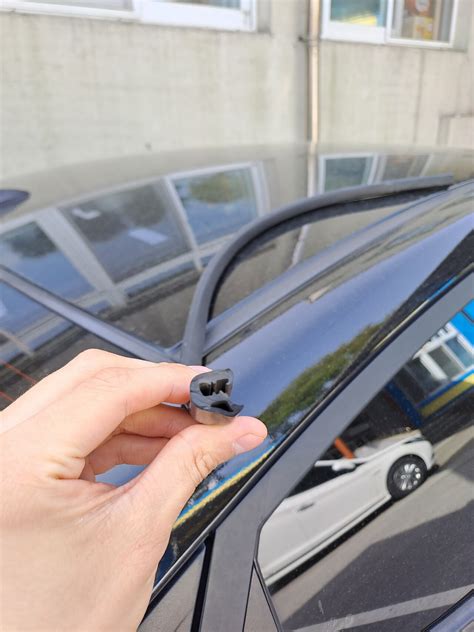 블라인드 자동차 중고차 트렁크에 있었는데 이게 뭐야