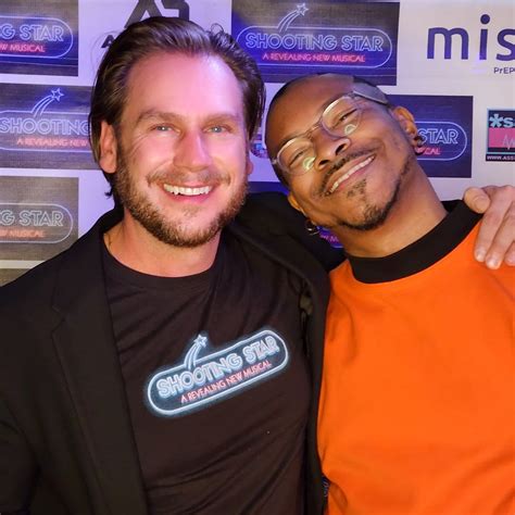 Halter Top On Twitter My New Year S Resolution This Year Is To Show Up More For My Friend S