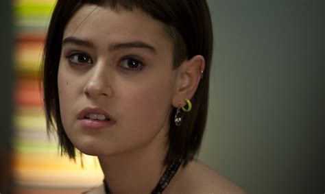 Rosabell Laurenti Sellers ~ Tyene Sand Can You See Anything Yes Wonderful Things