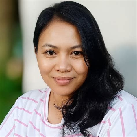 Miracle Miracletoes • Threads Say More