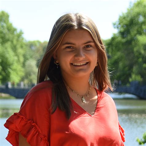 Nina Klug Life Happens