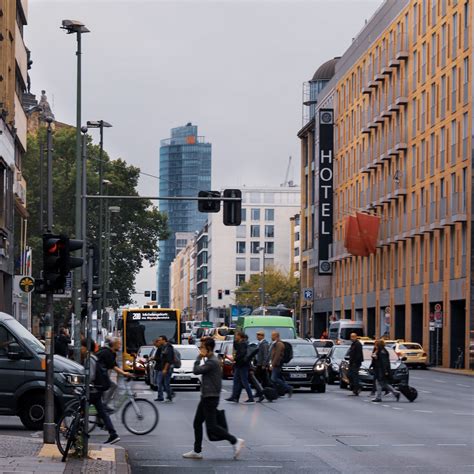 Leipziger Straße Ecke Friedrich Straße Foto And Bild City Street