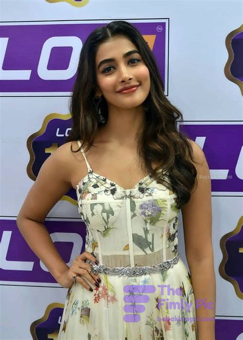 100 Pooja Hedge Hd Sexy Images 1