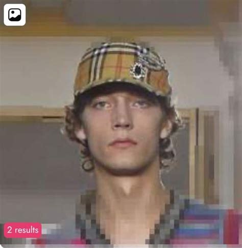 Help me find the name of this model. : r/HelpMeFind