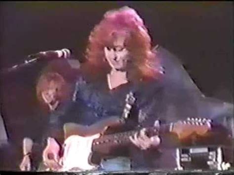 Bonnie Raitt Thing Called Love Live W John Hiatt Youtube Music