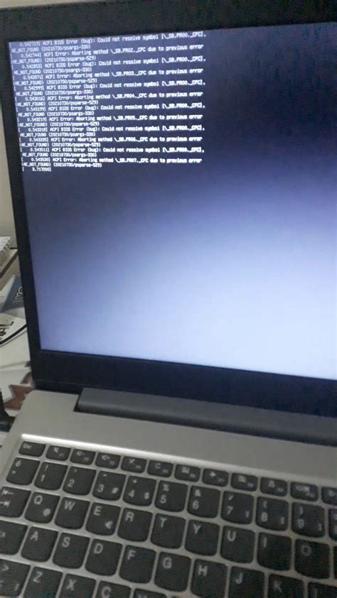 Weird Texts I Saw At The Opening Linux Mint Forums