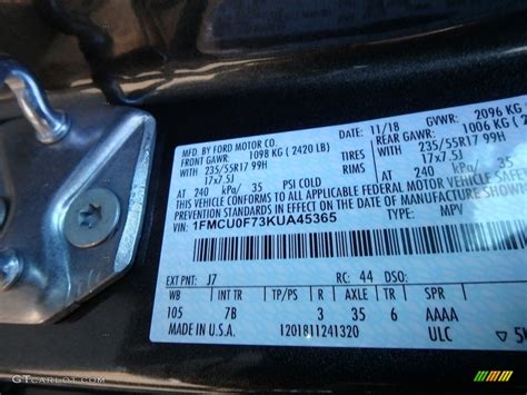 2019 Escape Color Code J7 For Magnetic Photo 130885908