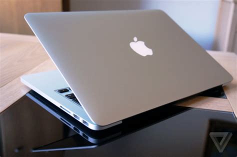 Ini Alasan Mengapa Apple MacBook Selalu Mahal