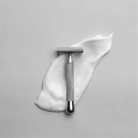 How To Sharpen Razor Blades Foolproof Methods Dapperly Gents