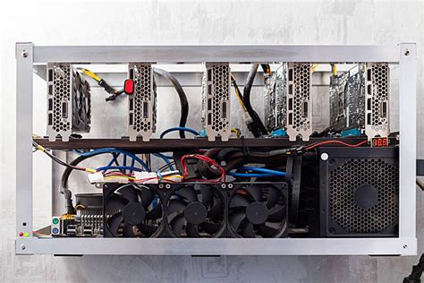 Gpu Card Outline Vector Cryptocurrency Mining Hardware Mesh Vector Cryptocurrency Mining