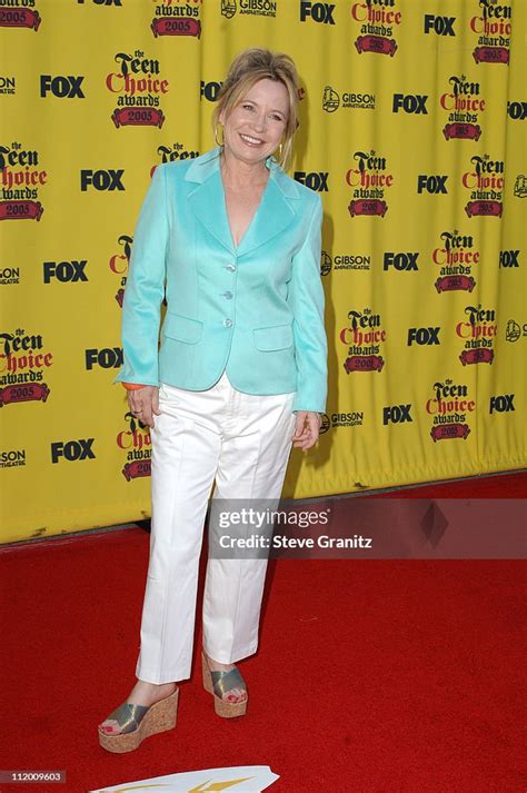 Debra Jo Rupp During 2005 Teen Choice Awards Arrivals At Gibson