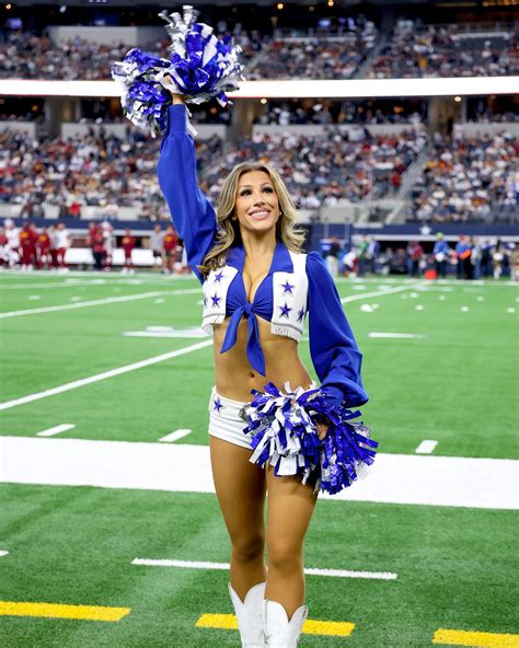 Dallas Cowboys Cheerleaders Dccalyssa And Dccsydney Facebook
